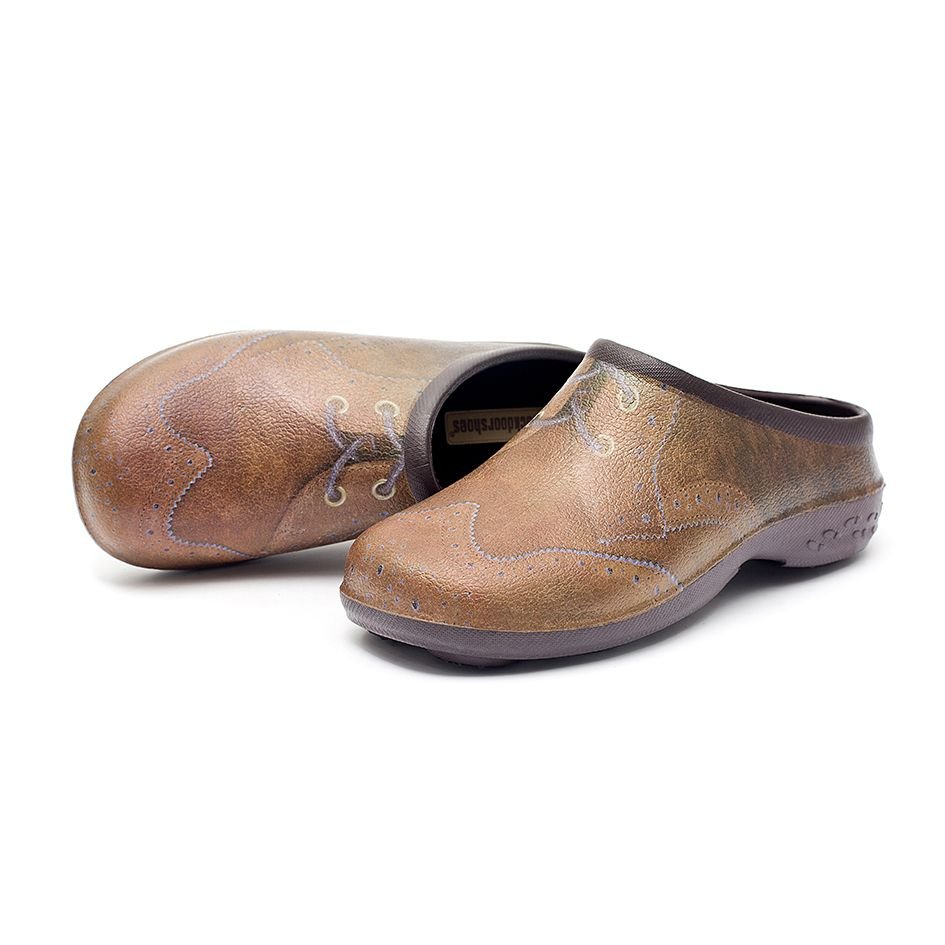 British Brogue Chunky Tread Classic Men's Clogs — Home & Garden Extras